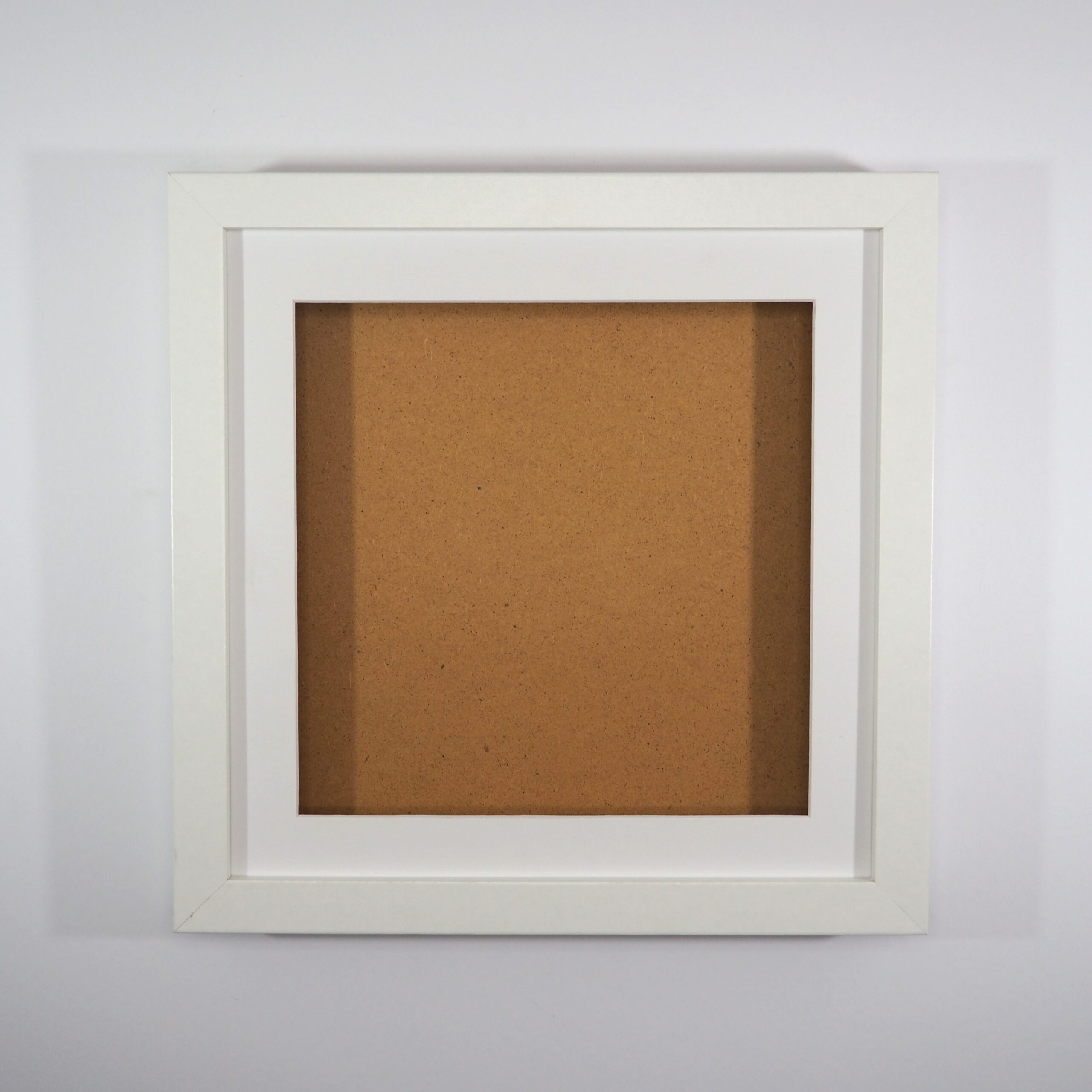 Basic Box Frame in Smooth White | BB11B - Trade Picture Frames