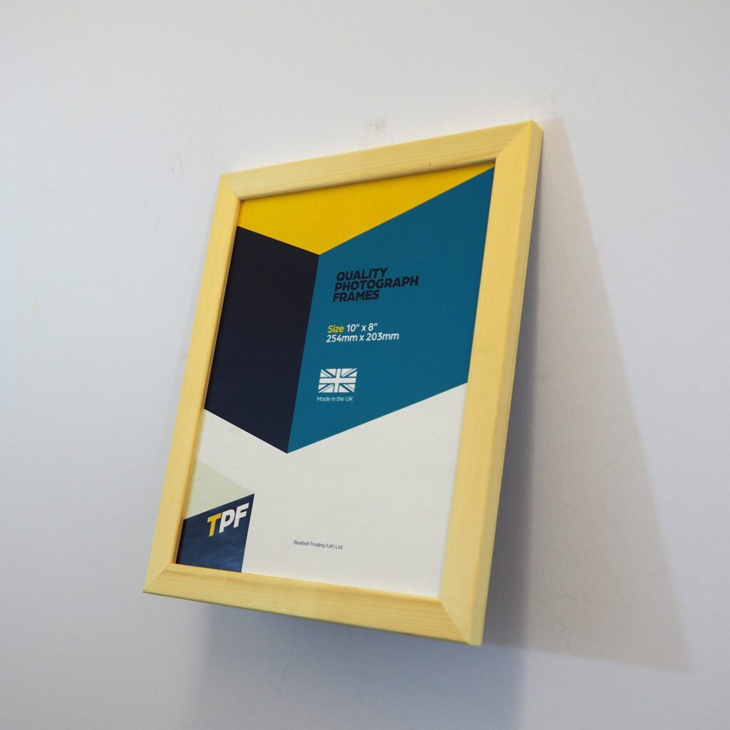 Unfinished Pine | B03 - Trade Picture Frames